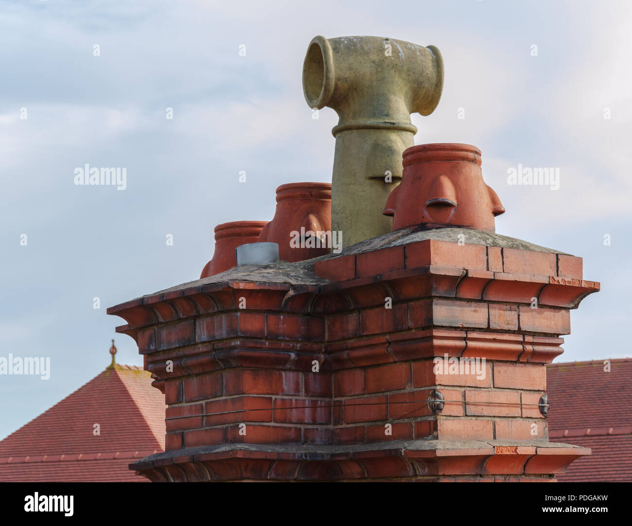 Red brick chimney stacks hi-res stock photography and images - Alamy