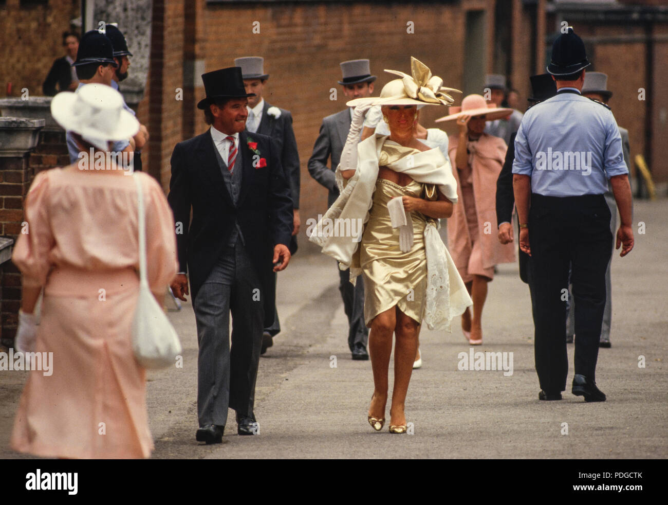Ascot races hi-res stock photography and images - Alamy