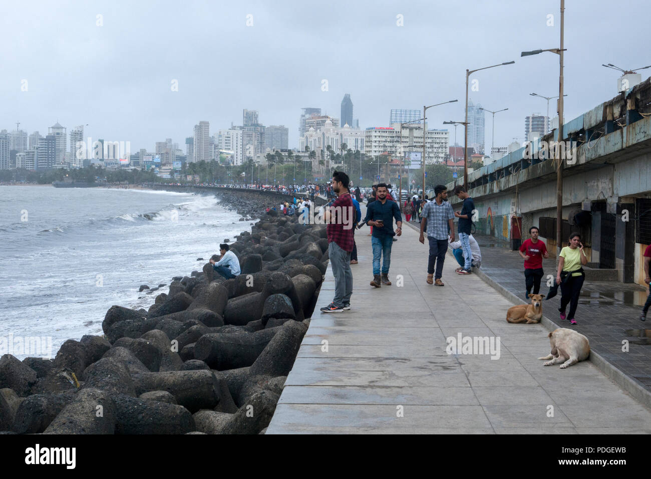 Bombay waterfront hi-res stock photography and images - Alamy