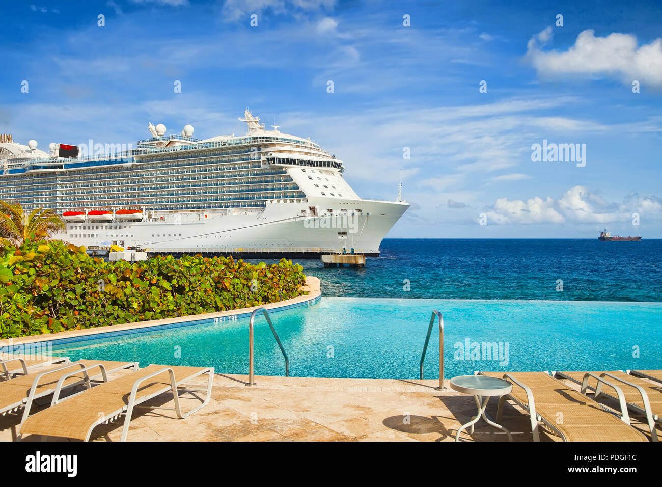 Cruise ship in port Stock Photo - Alamy