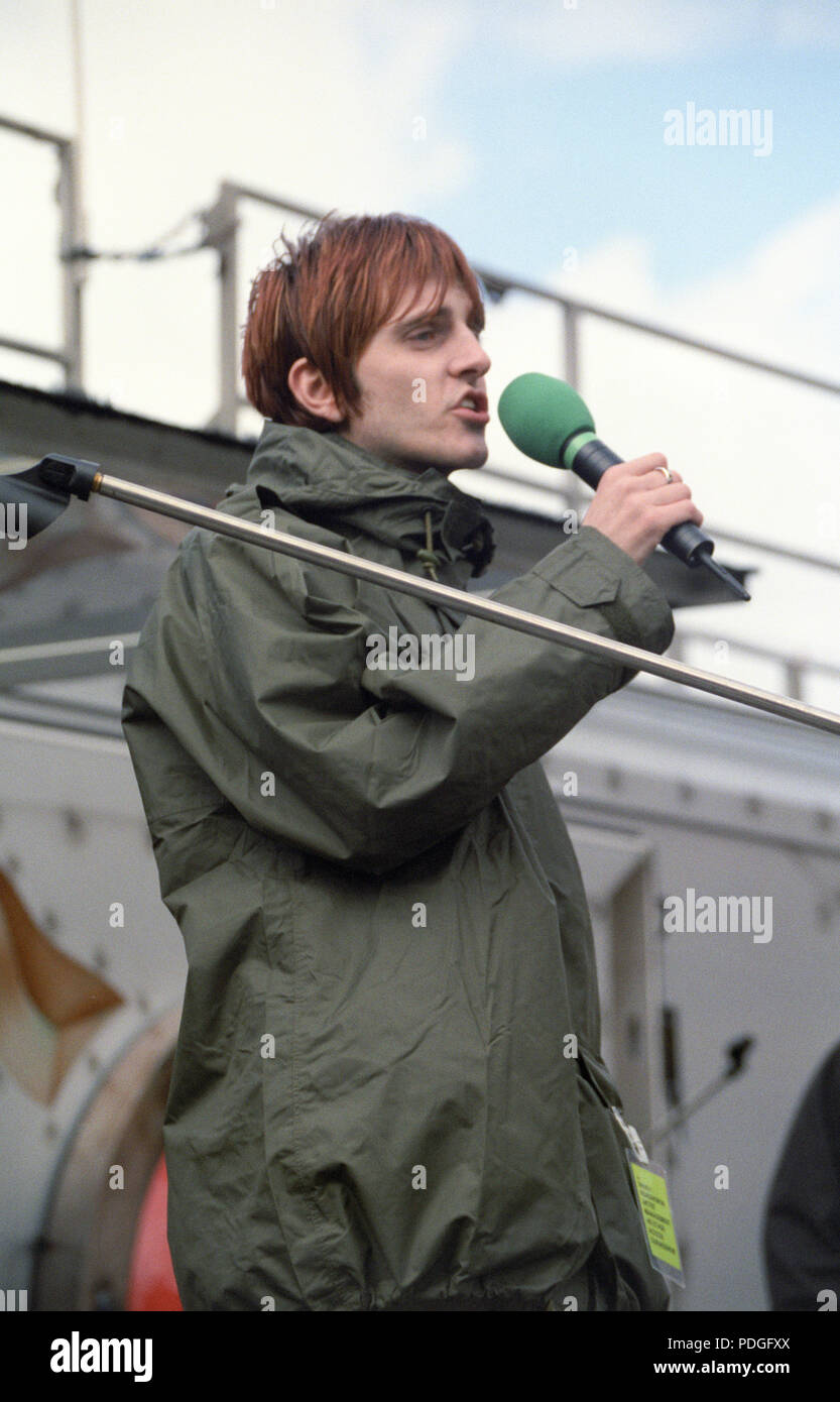Menswear Johnny Dean BBC Radio 1 One Roadshow Blackpool lights switch ...