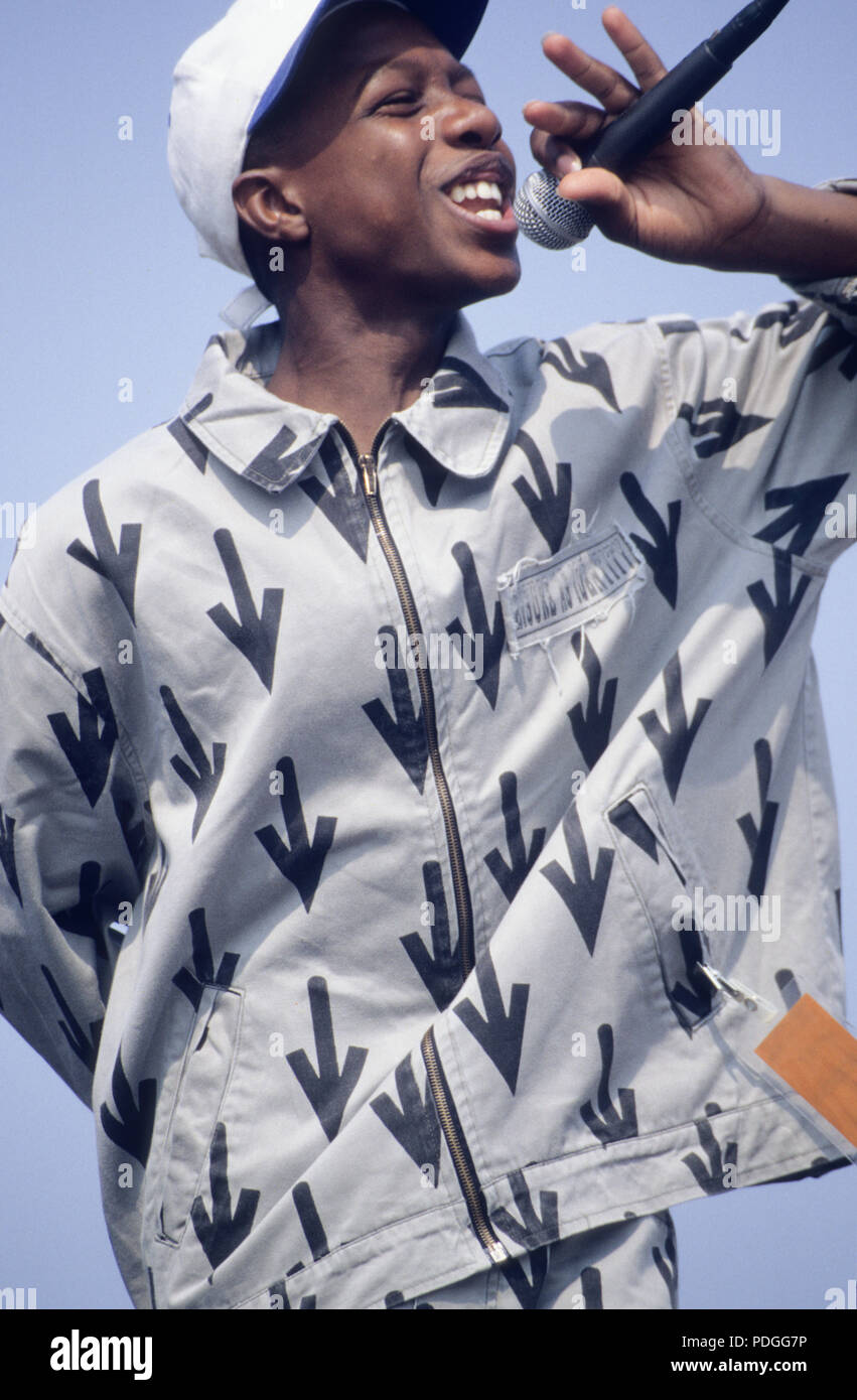 Ultimate kaos hi-res stock photography and images - Alamy