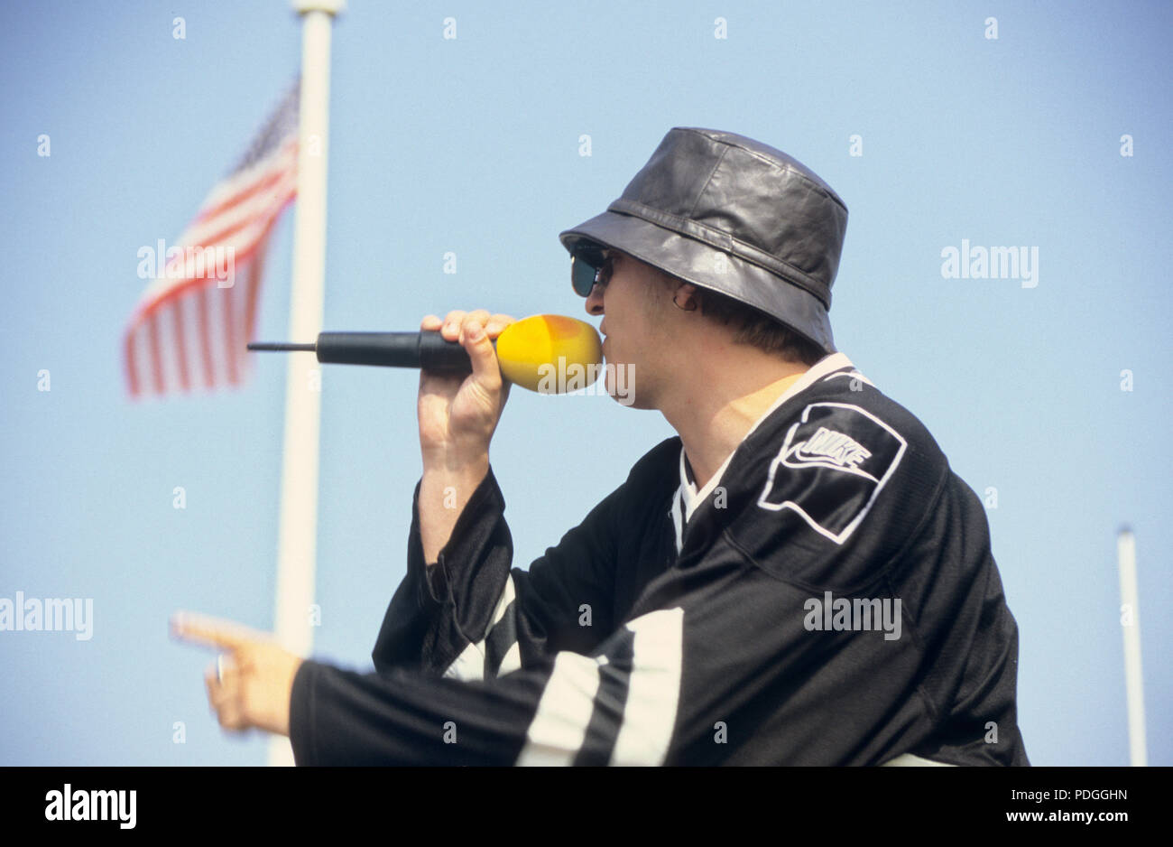 Bbc radio one 90s hi-res stock photography and images - Alamy