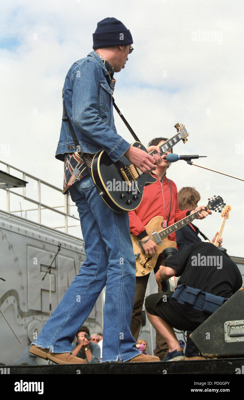 Gem archer show hi-res stock photography and images - Alamy