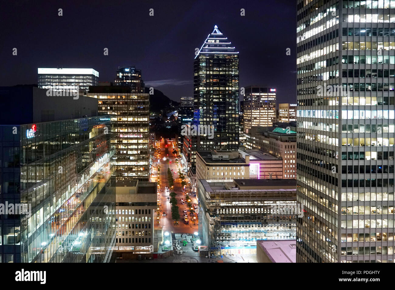 Inner_city hi-res stock photography and images - Alamy