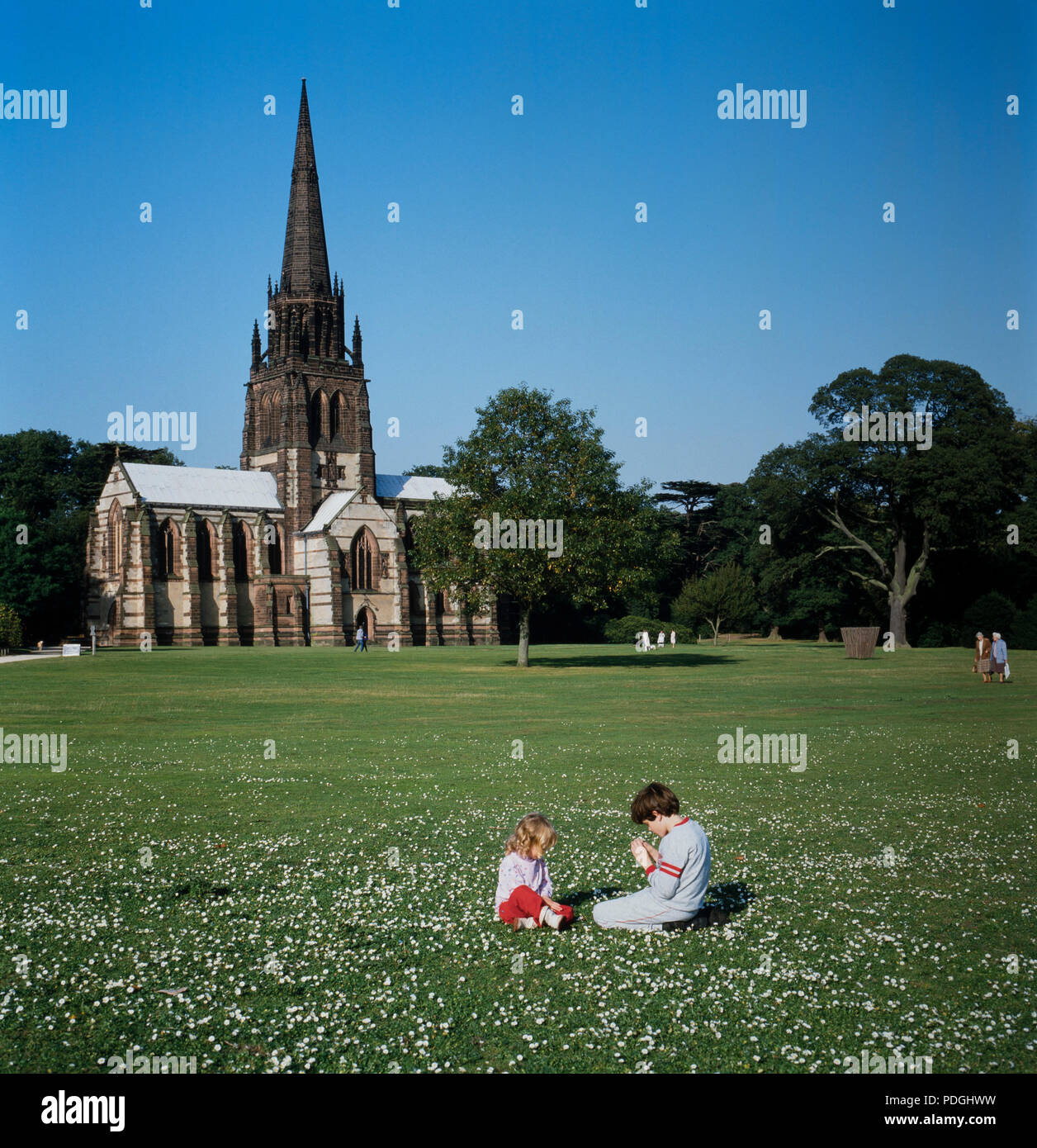 Clumber Park, Nottinghamshire - children playing in the sun with the ...