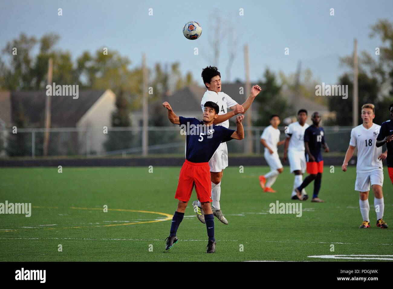High school boys football match hi-res stock photography and images - Alamy