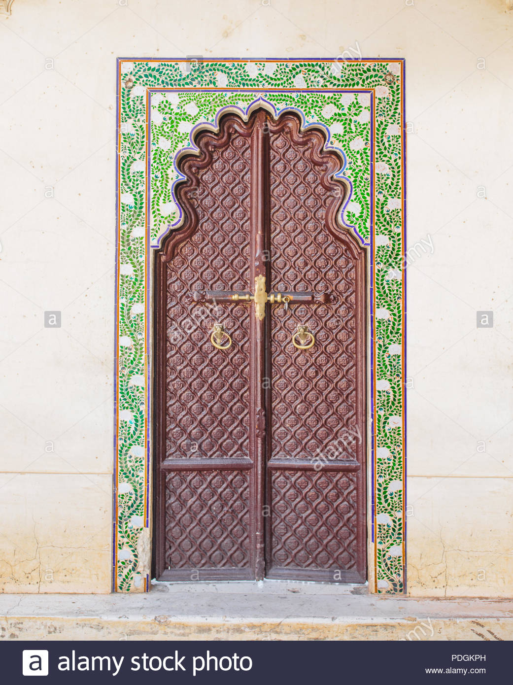 Mughal Entrance Gate Carving High Resolution Stock Photography and ...