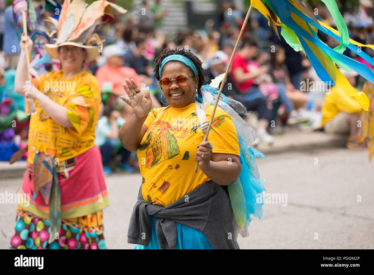Cleveland parade the circle crowd hi-res stock photography and images ...