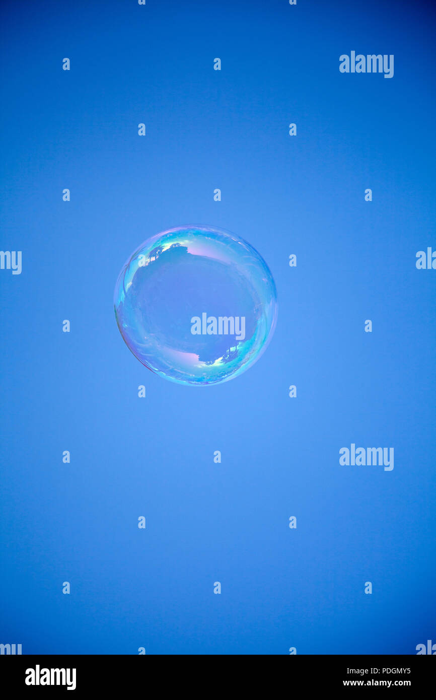 Floating focus hi-res stock photography and images - Alamy