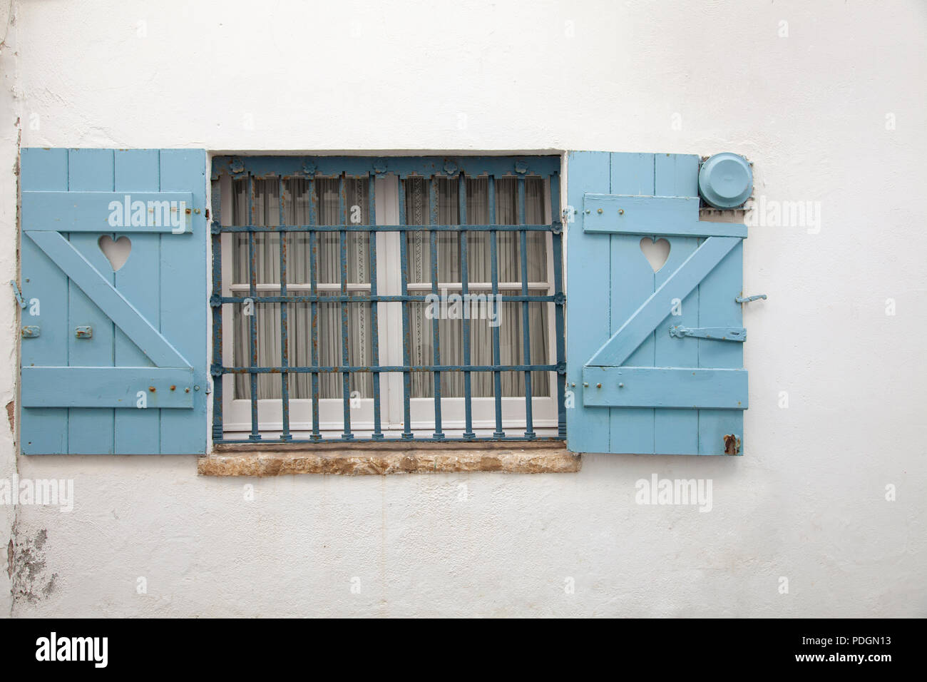 Shutters with hearts hi-res stock photography and images - Alamy