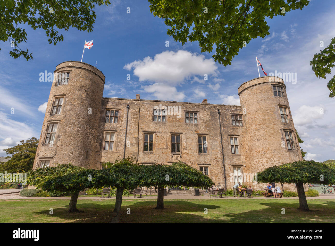 Walworth castle hi-res stock photography and images - Alamy