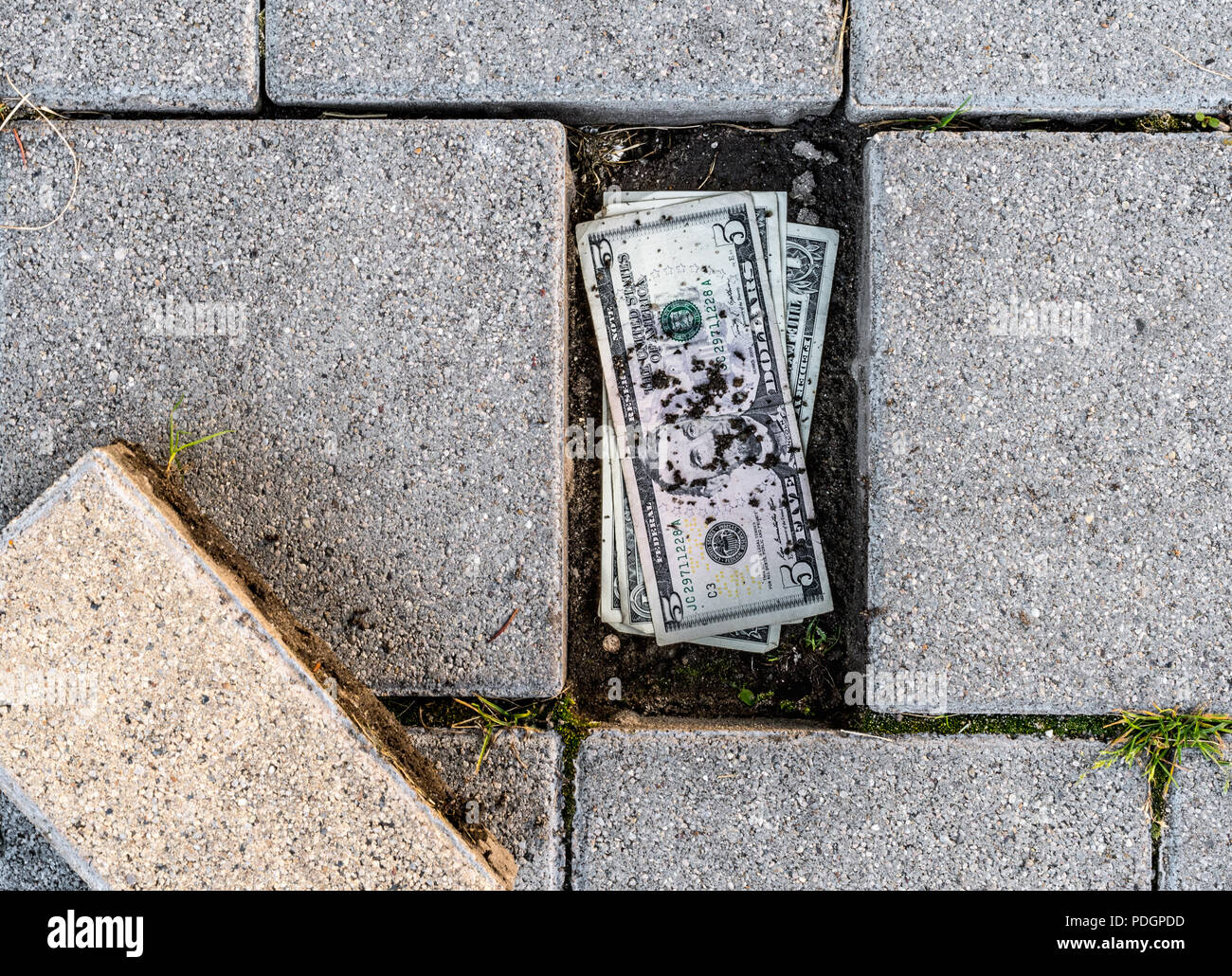 Unearthed hi-res stock photography and images - Alamy