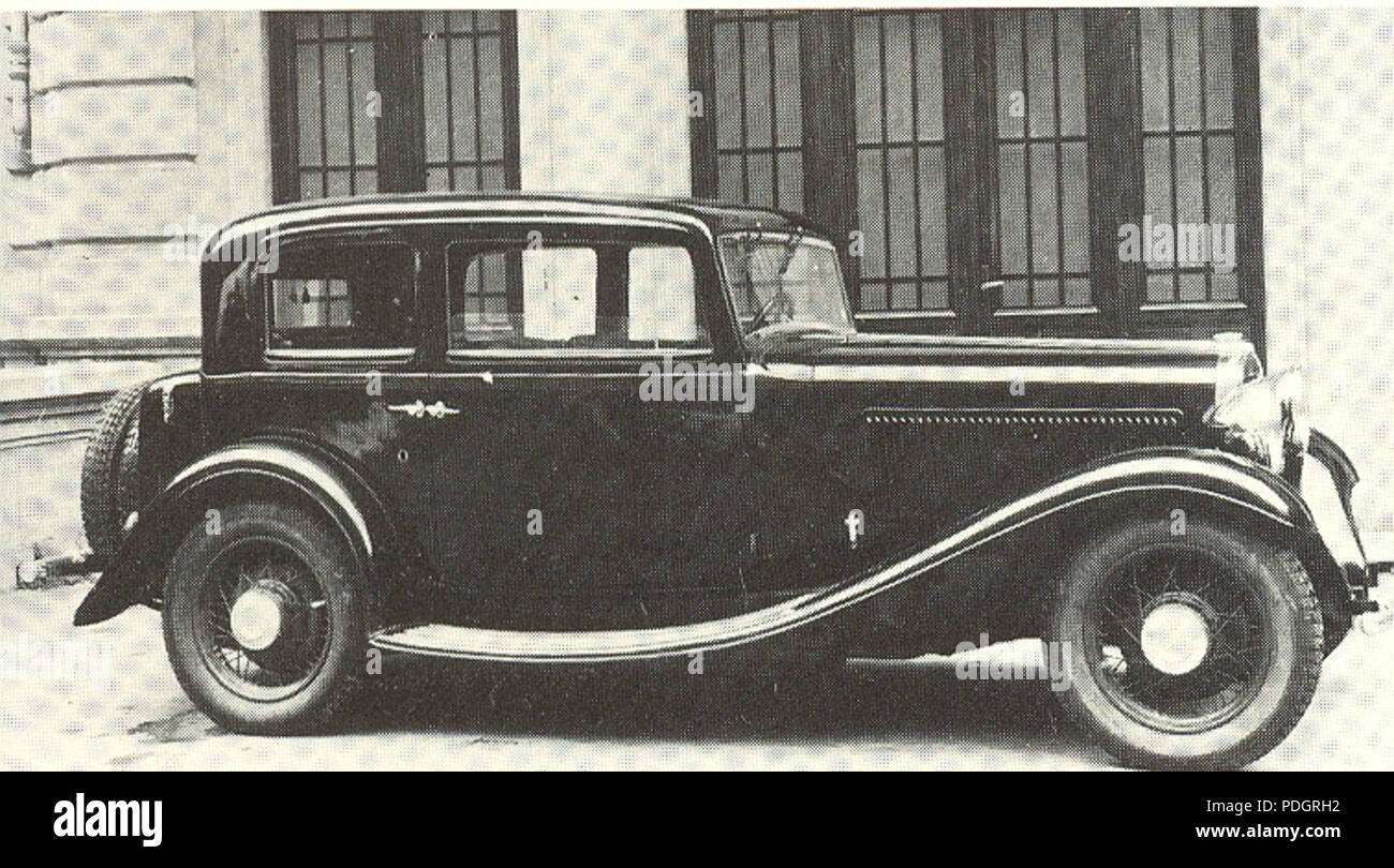 Vintage italian sport car hi-res stock photography and images - Alamy