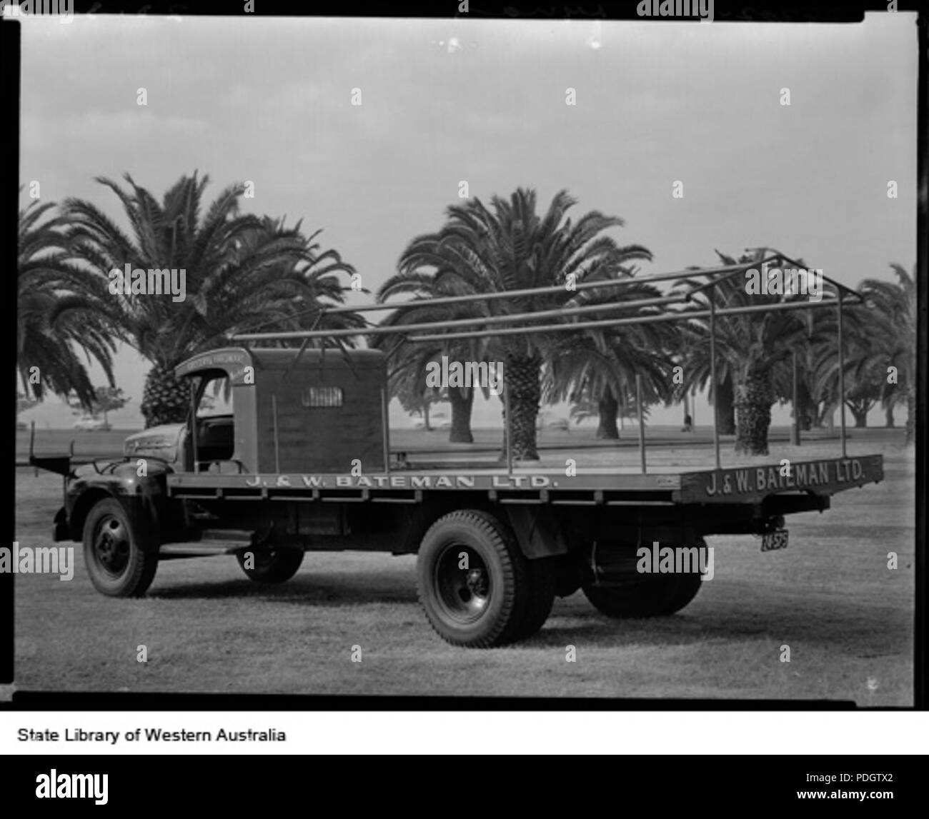 Rear view of truck Black and White Stock Photos & Images - Alamy