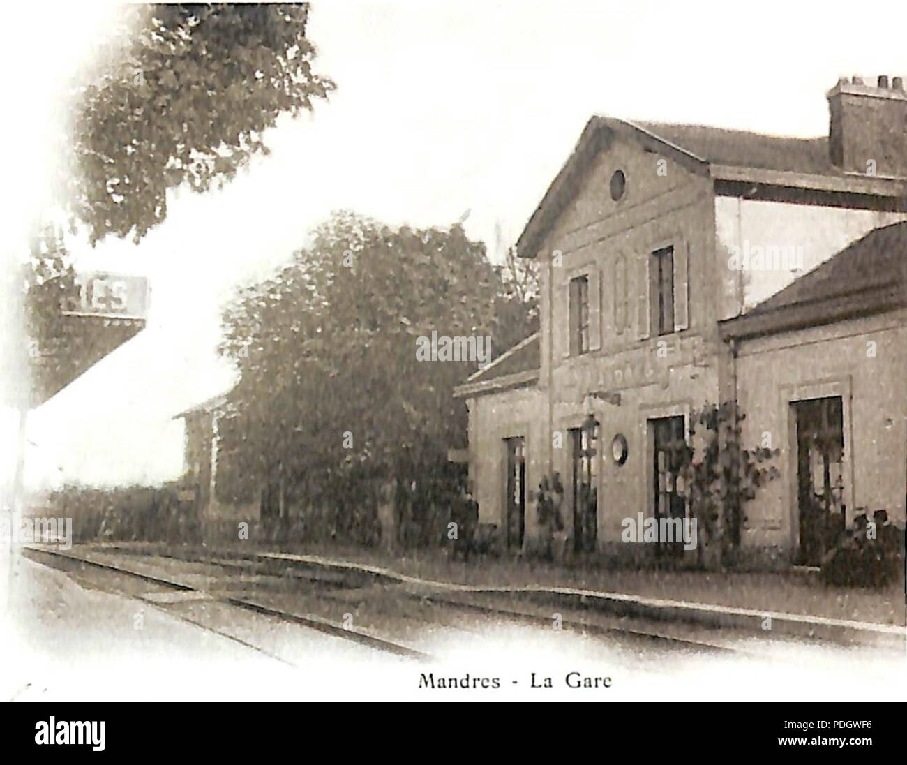 Mandres hi-res stock photography and images - Alamy