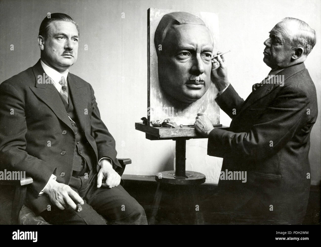 Debye hi-res stock photography and images - Alamy