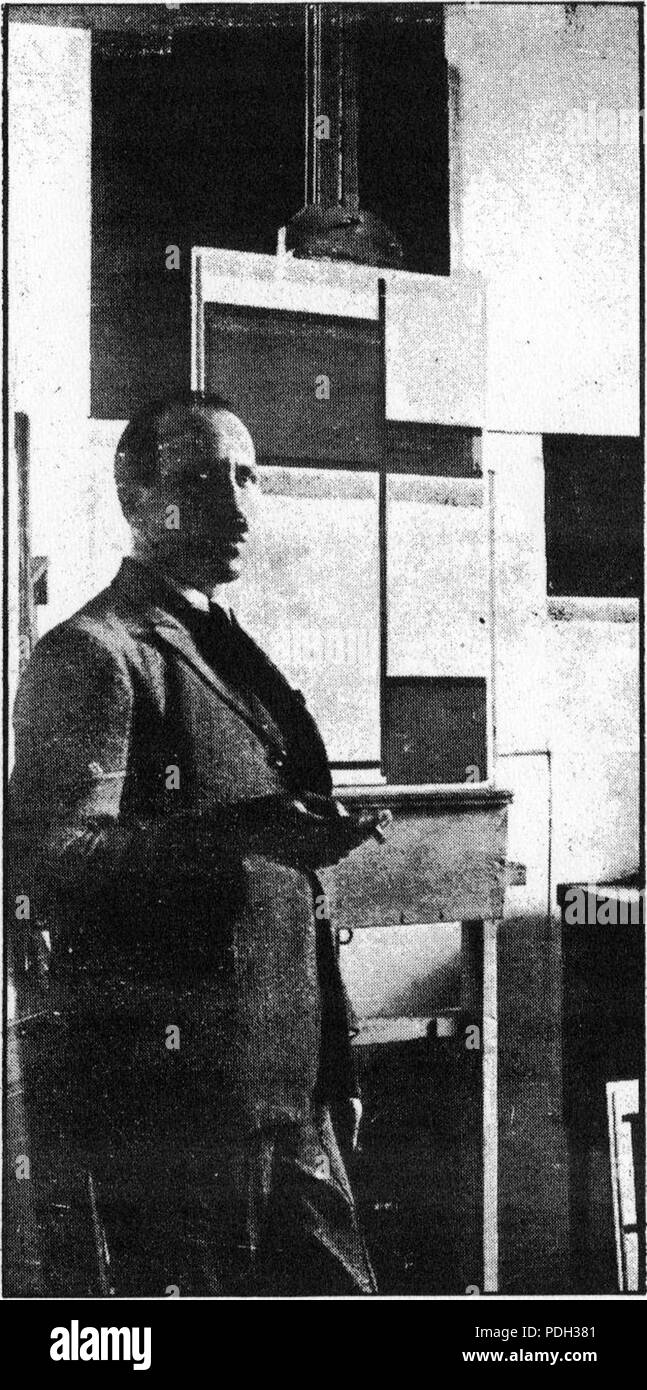 Piet mondrian studio hi-res stock photography and images - Alamy