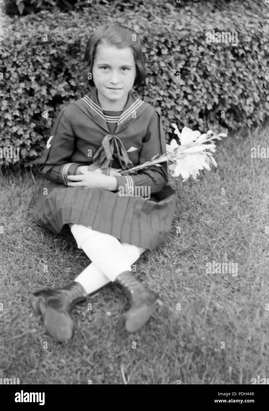 Flower portraits Black and White Stock Photos & Images - Alamy