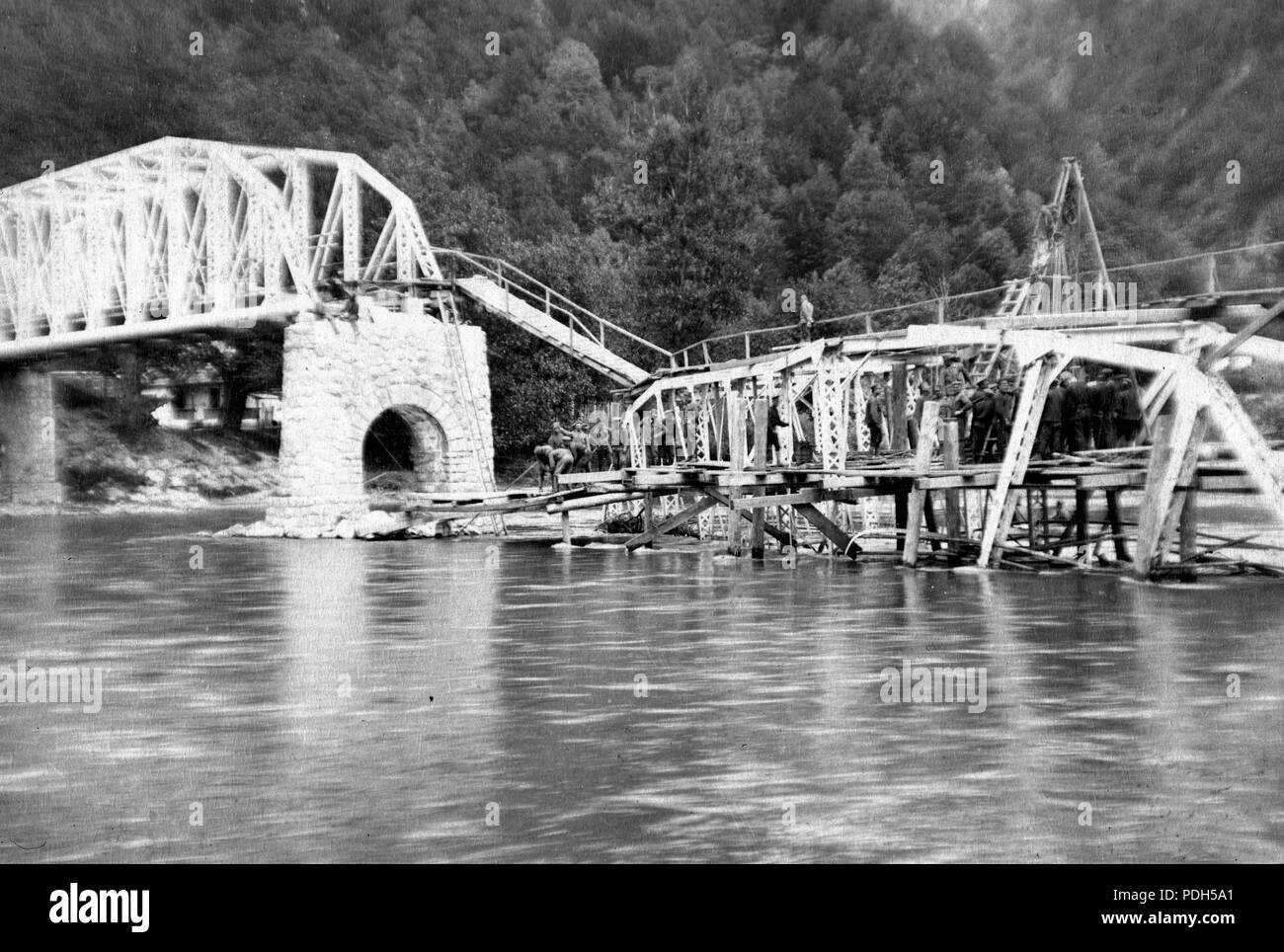 Destructionphoto hi-res stock photography and images - Alamy