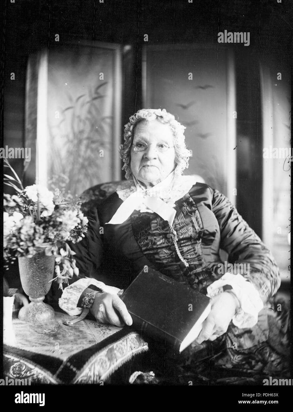 87 Mrs Ramsay (2376044951 Stock Photo - Alamy