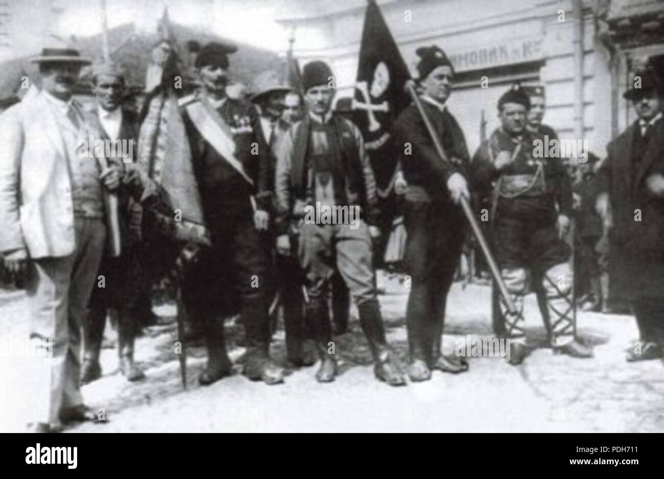 294 Serbian Chetniks in Vranje setting out for Old Serbia Stock Photo ...