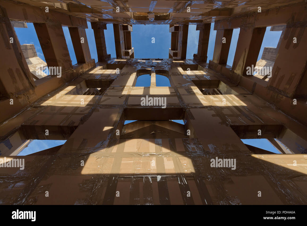 Liverpool, UK. 9th August, 2018. Liverpool's lost castles being built ...