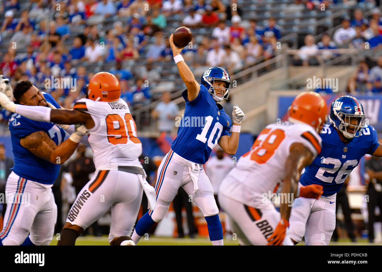 Season 10 august 12 hi-res stock photography and images - Alamy