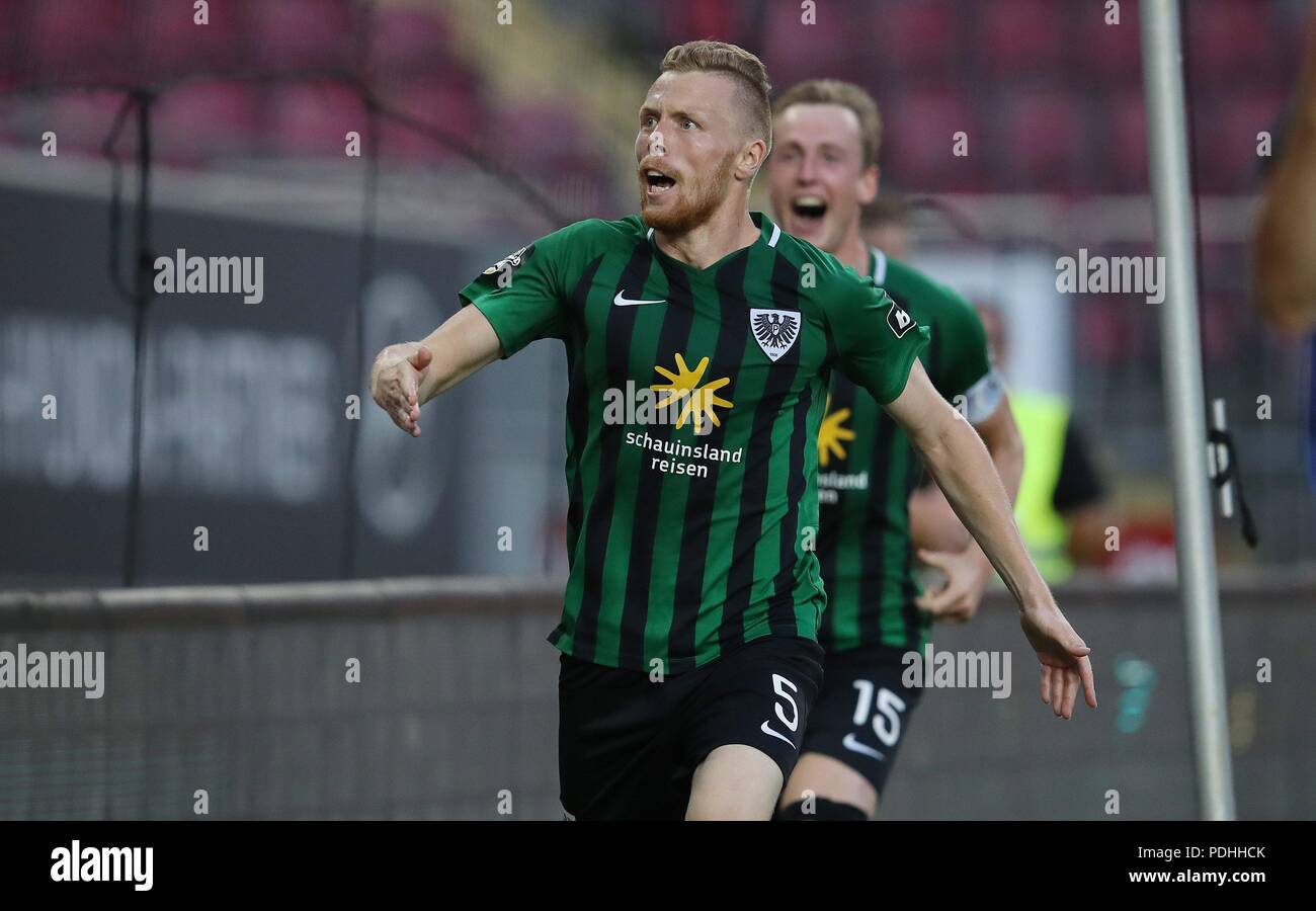 Menig fabian hi-res stock photography and images - Alamy