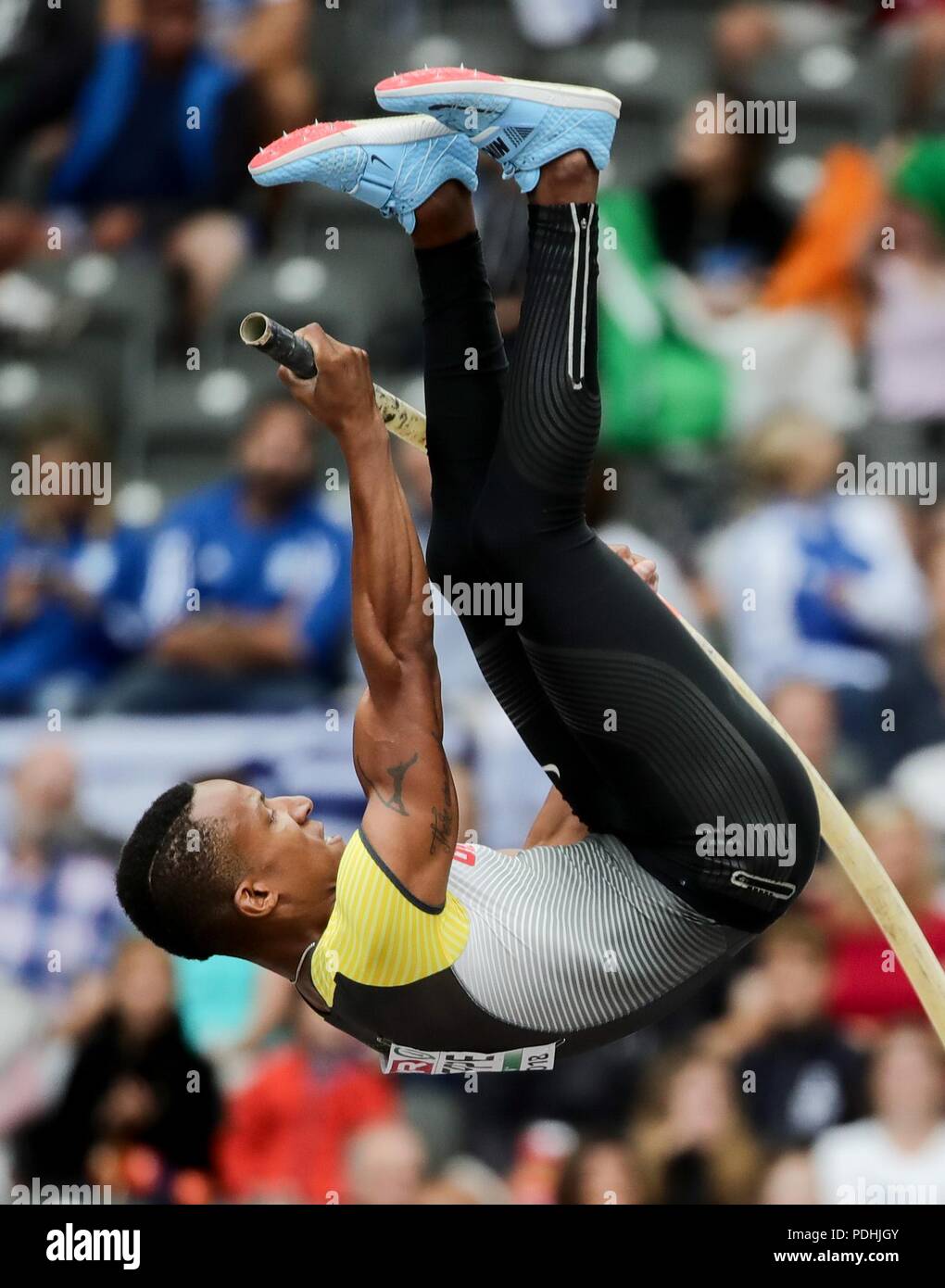 Berlin, Germany. 10th Aug, 2018. European Athletics Championships in the Olympic Stadium: pole ...