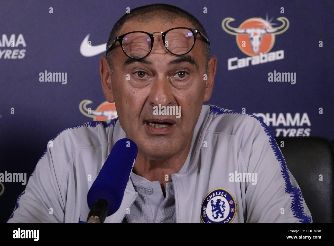 Debut season hi-res stock photography and images - Alamy