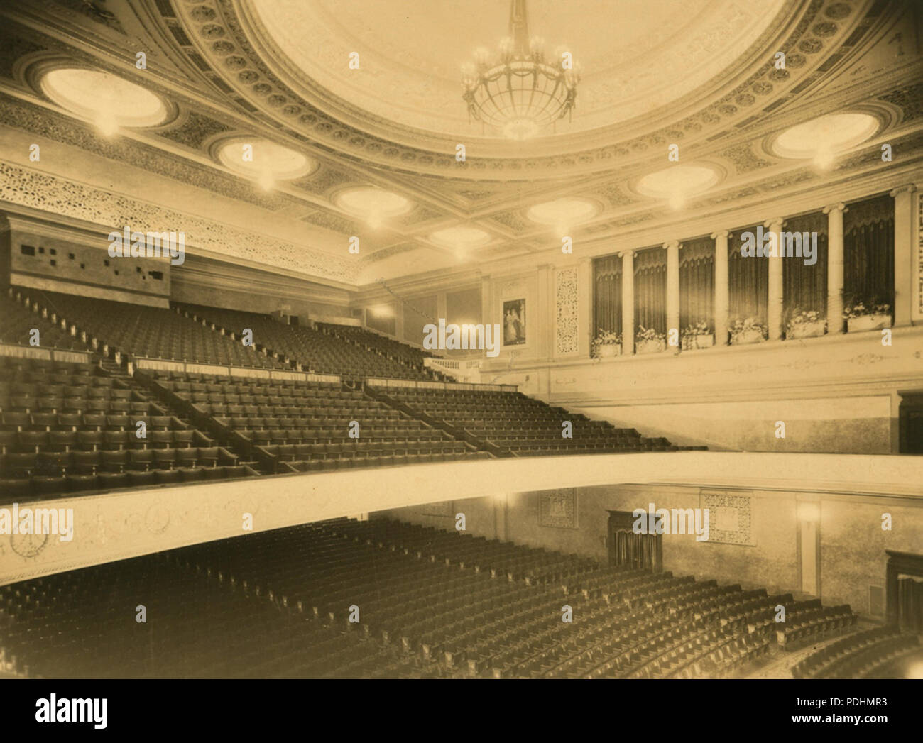 Main auditorium hi-res stock photography and images - Alamy