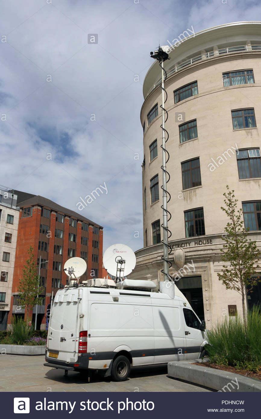 Outside Broadcasting Van Stock Photos & Outside Broadcasting Van Stock ...