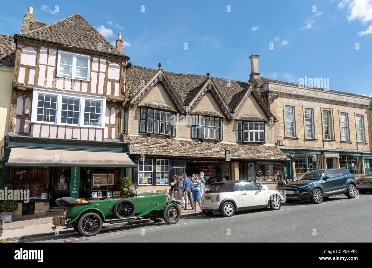 Oxfordshire town of Burford, England, UK. Popular tourist attraction ...
