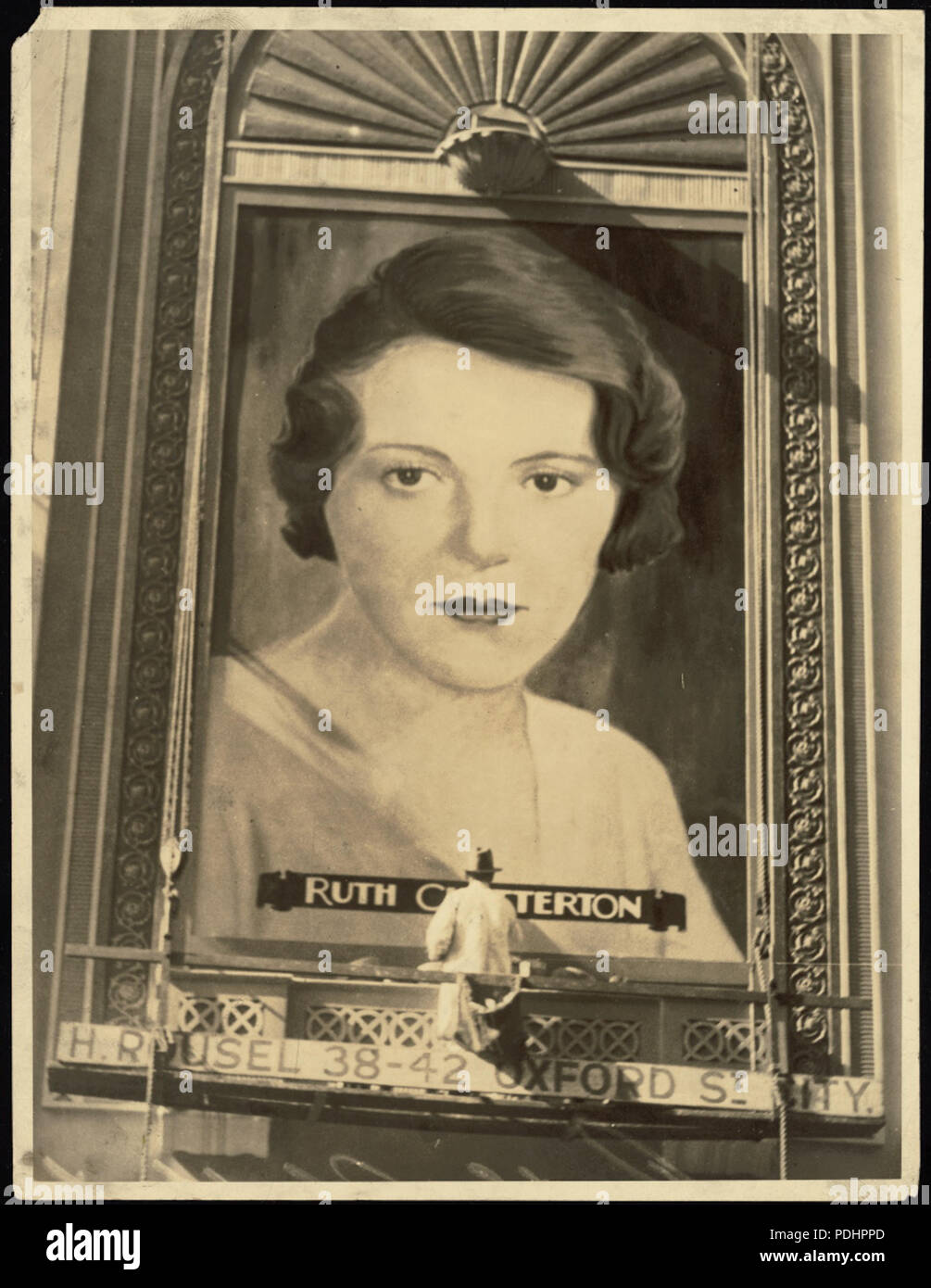 15 Artist Stan Denford painting a portrait of Hollywood film star Ruth ...