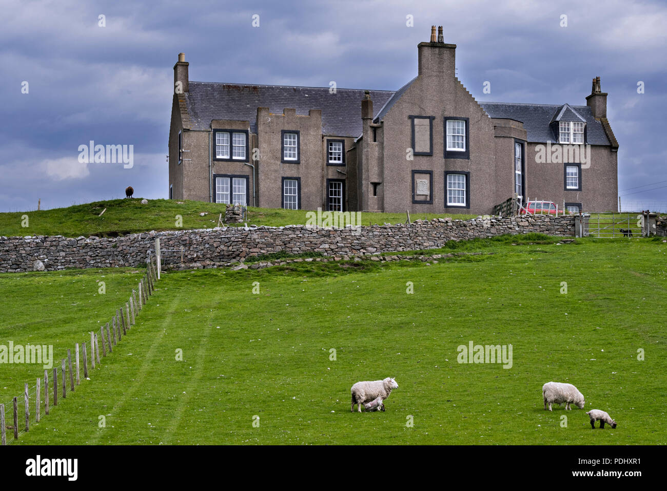 17th century mansion house hi-res stock photography and images - Alamy