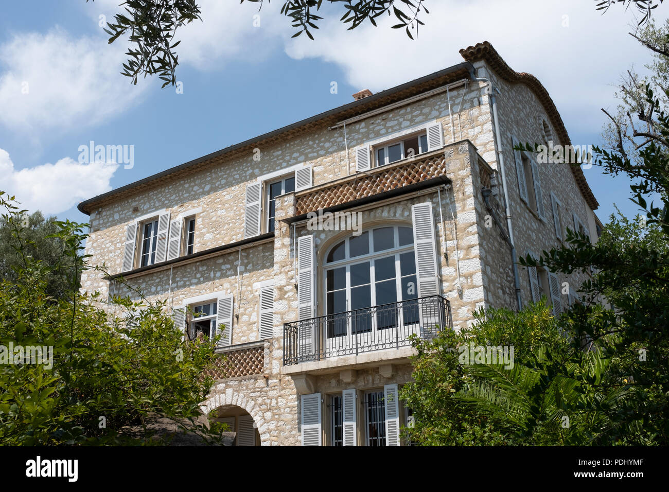 Renoir museum hi-res stock photography and images - Alamy