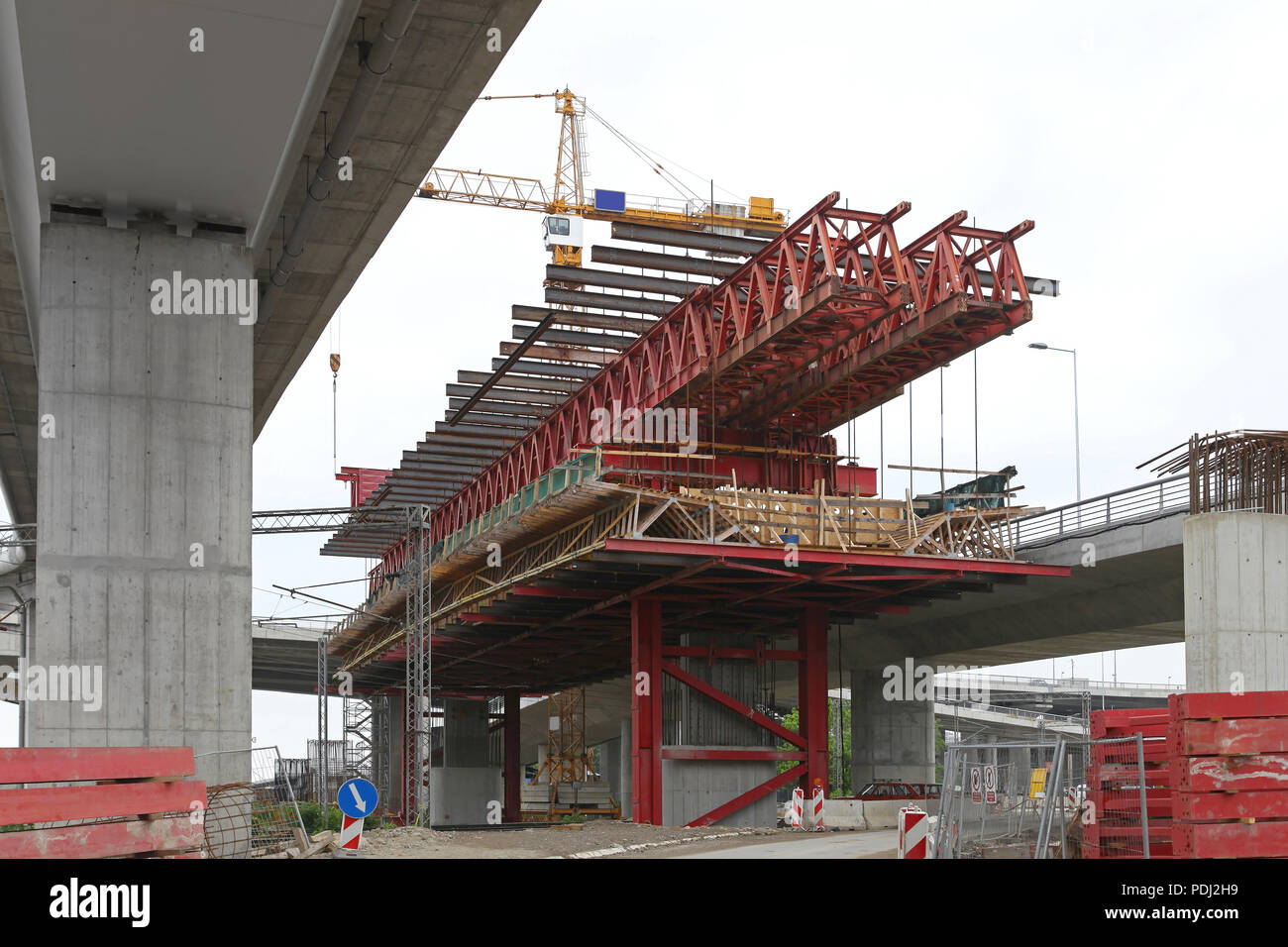 Bridge construction with scaffolding forms over intersection road Stock ...