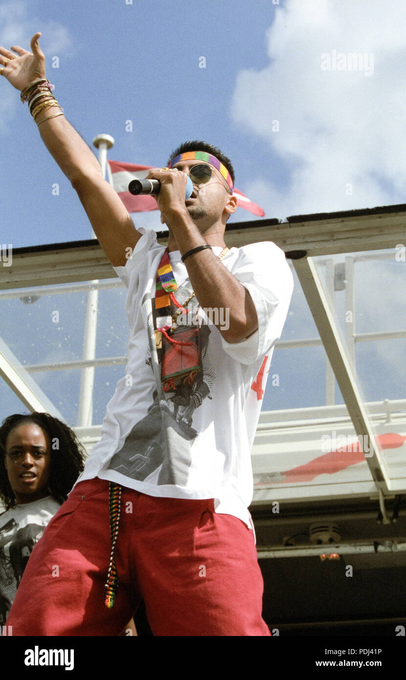 Apache indian singer hi-res stock photography and images - Alamy