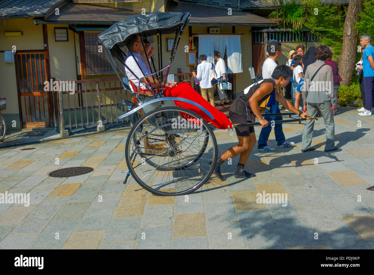 Rickshaw in japan hi-res stock photography and images - Alamy