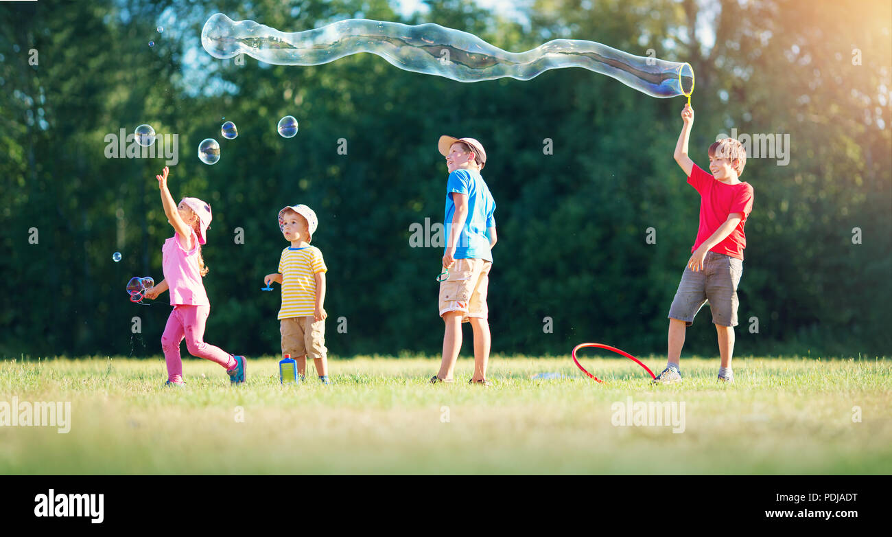 Vacations family hi-res stock photography and images - Alamy