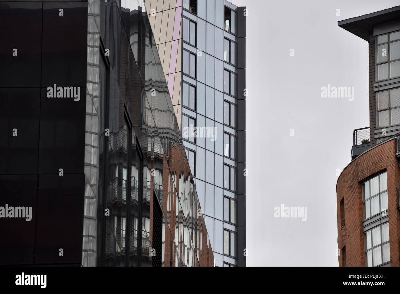 Modern manchester architecture hi-res stock photography and images - Alamy