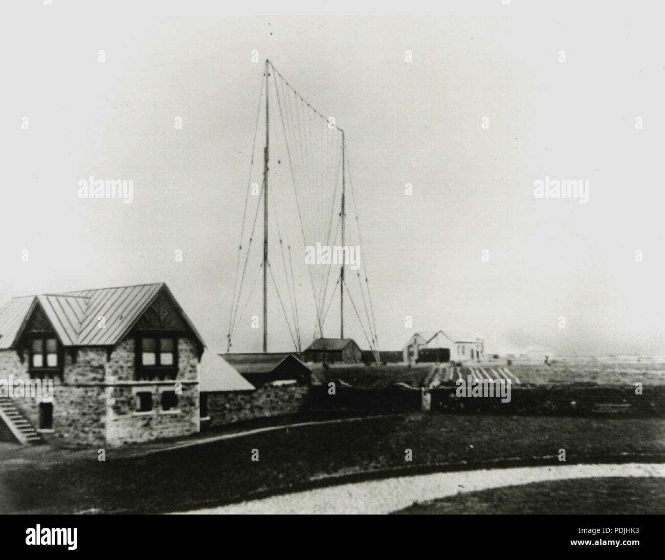 357 The Marconi Company second antenna system at Poldhu, Cornwall Stock ...