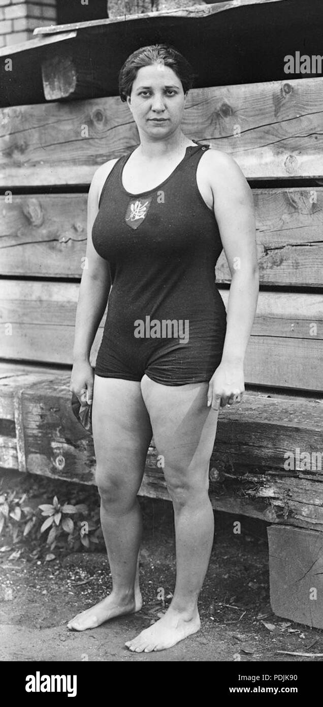 Violette Black and White Stock Photos & Images - Alamy