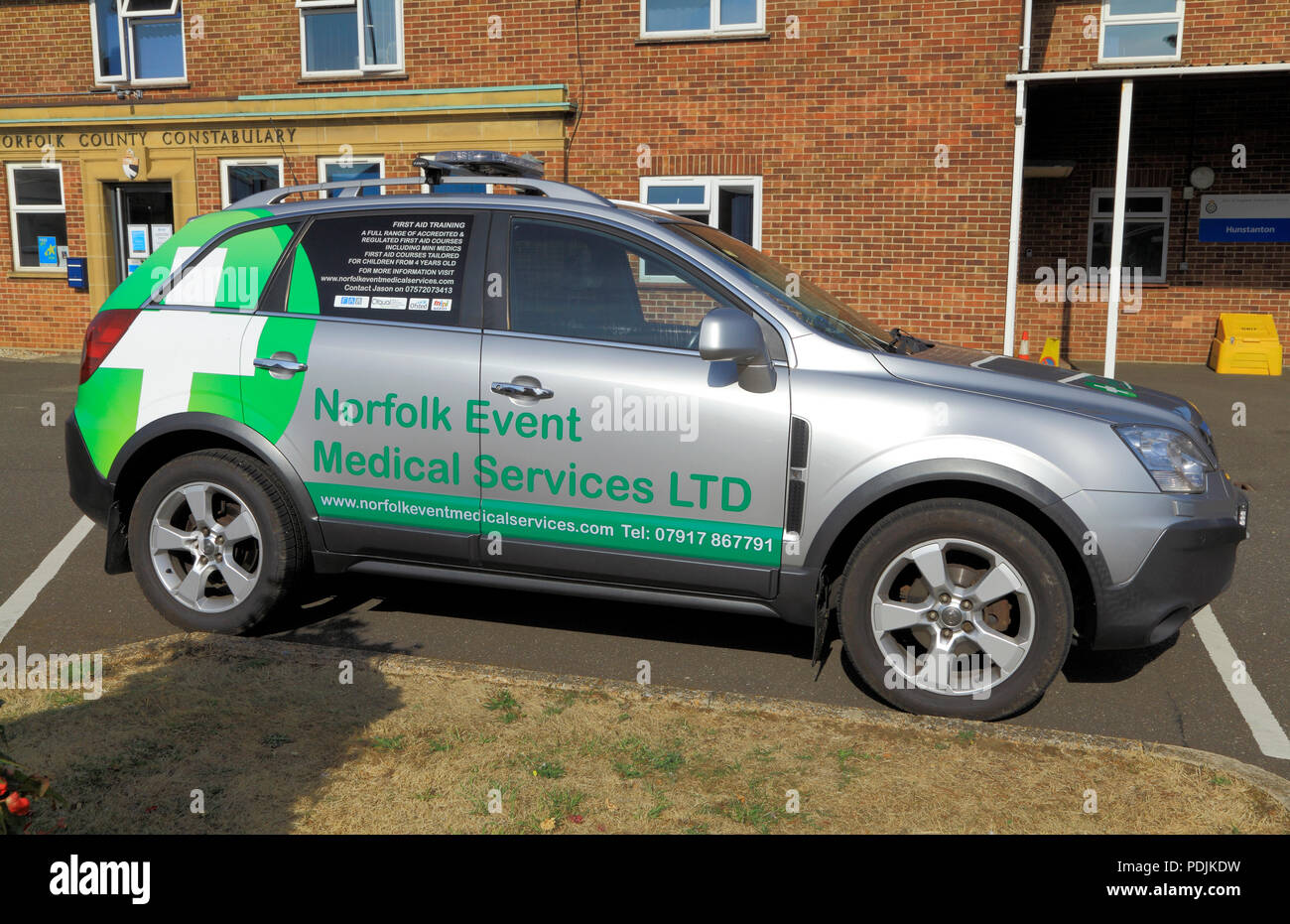 Emergency services vehicle hi-res stock photography and images - Alamy