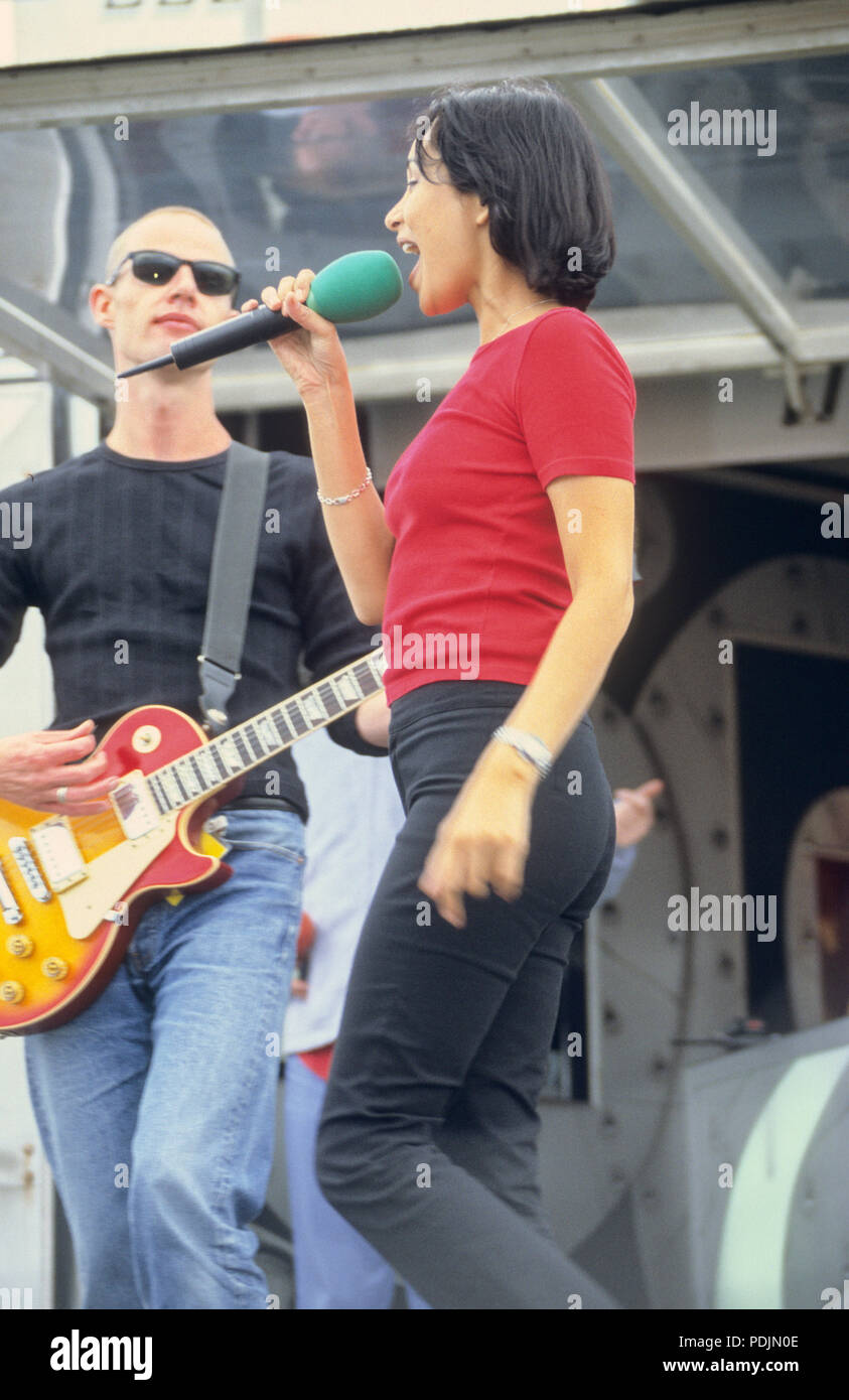 Echobelly Sonya Madan Radio 1 One Roadshow from Weston-super-Mare 22 ...