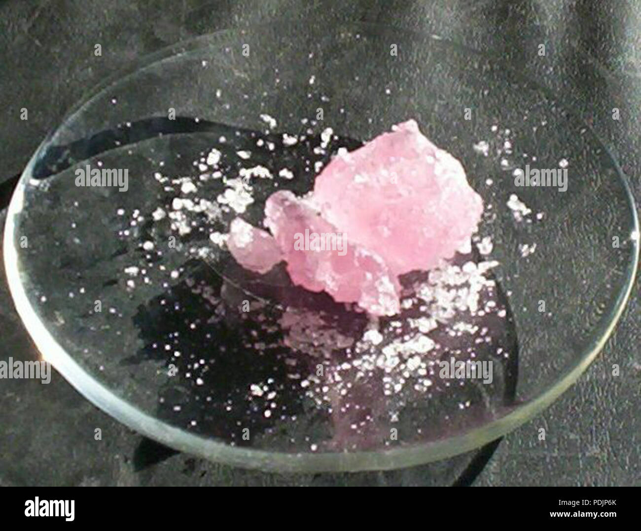 3 Manganese(II) chloride tetrahydrate Stock Photo - Alamy