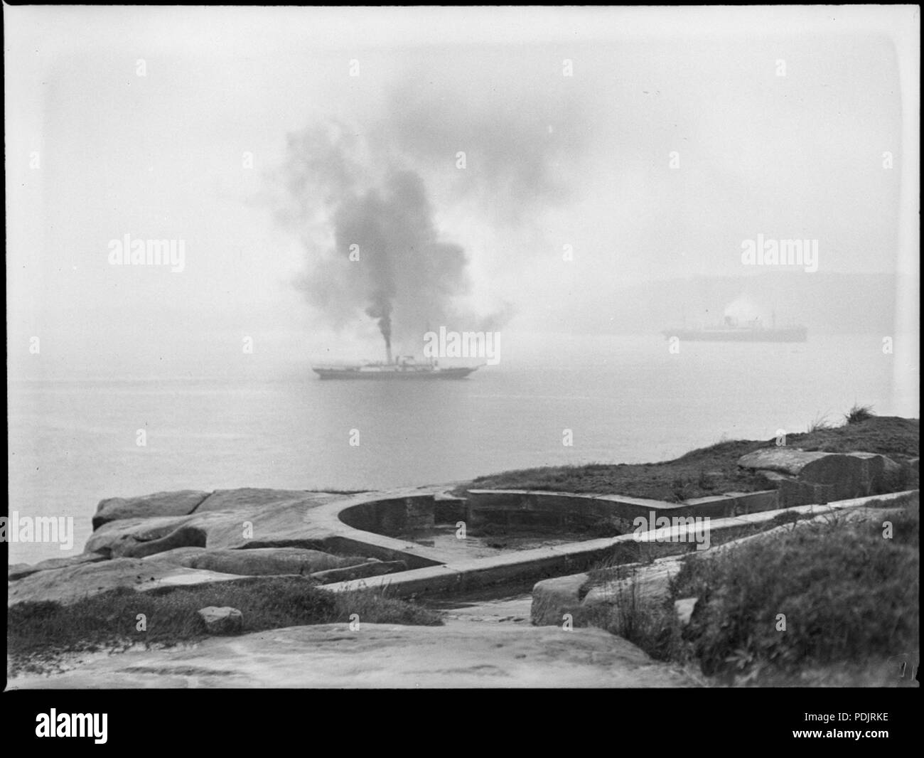 Gun emplacement hi-res stock photography and images - Alamy