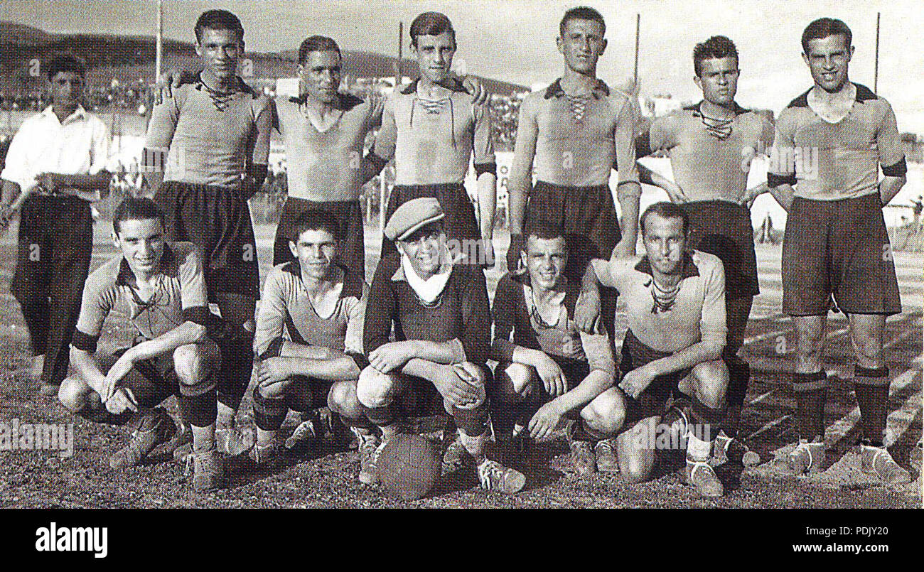 Aris thessaloniki greece football hi-res stock photography and images ...