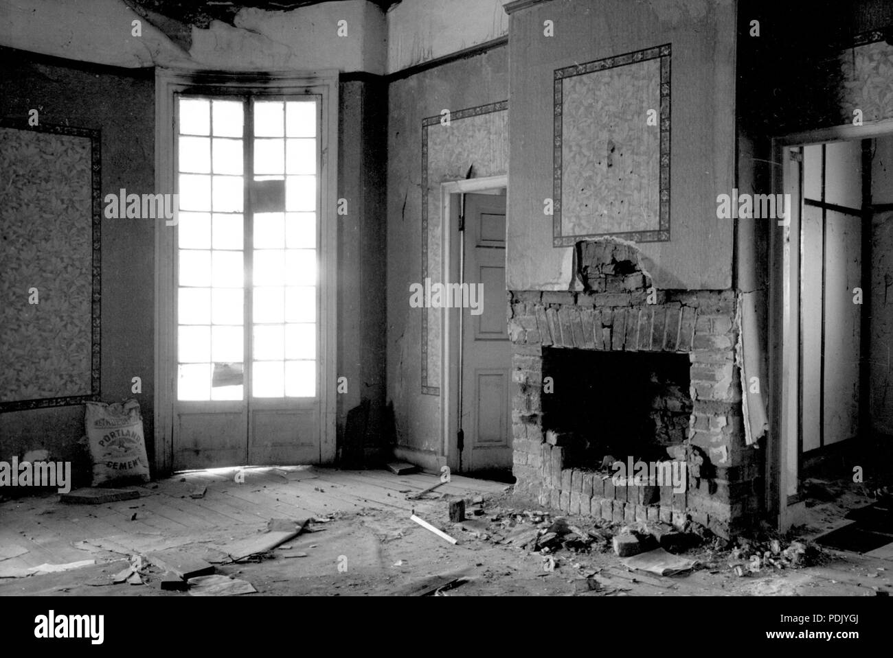 Living room drawing interior Black and White Stock Photos & Images - Alamy